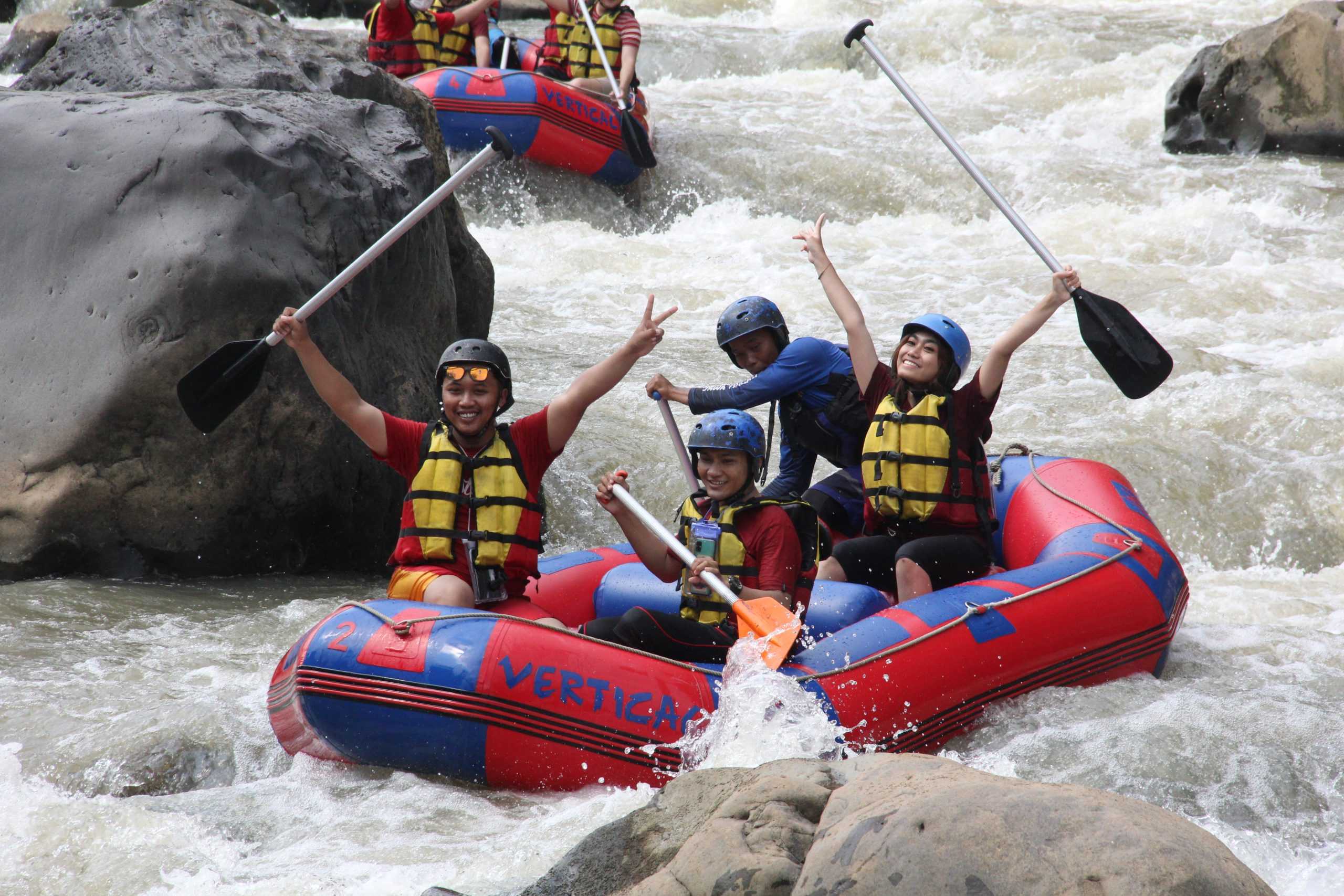 Vertical Rafting Magelang – Operator Resmi Arung Jeram Sungai Elo ...