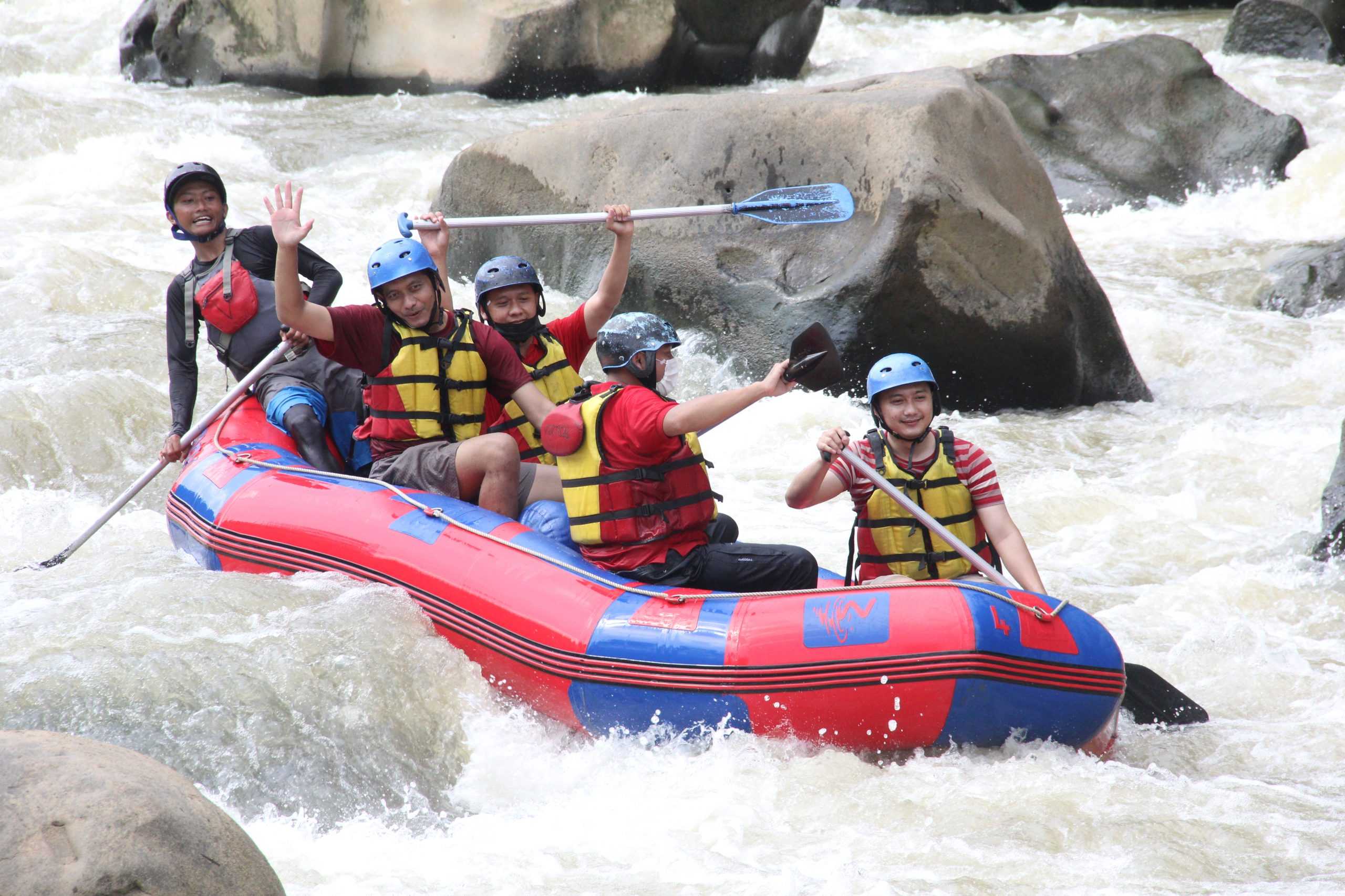 Vertical Rafting Magelang – Operator Resmi Arung Jeram Sungai Elo ...